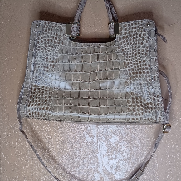 Ivanka Trump | Bags | Ivanka Trump Faux Leather Crocodile Hand Bag W ...